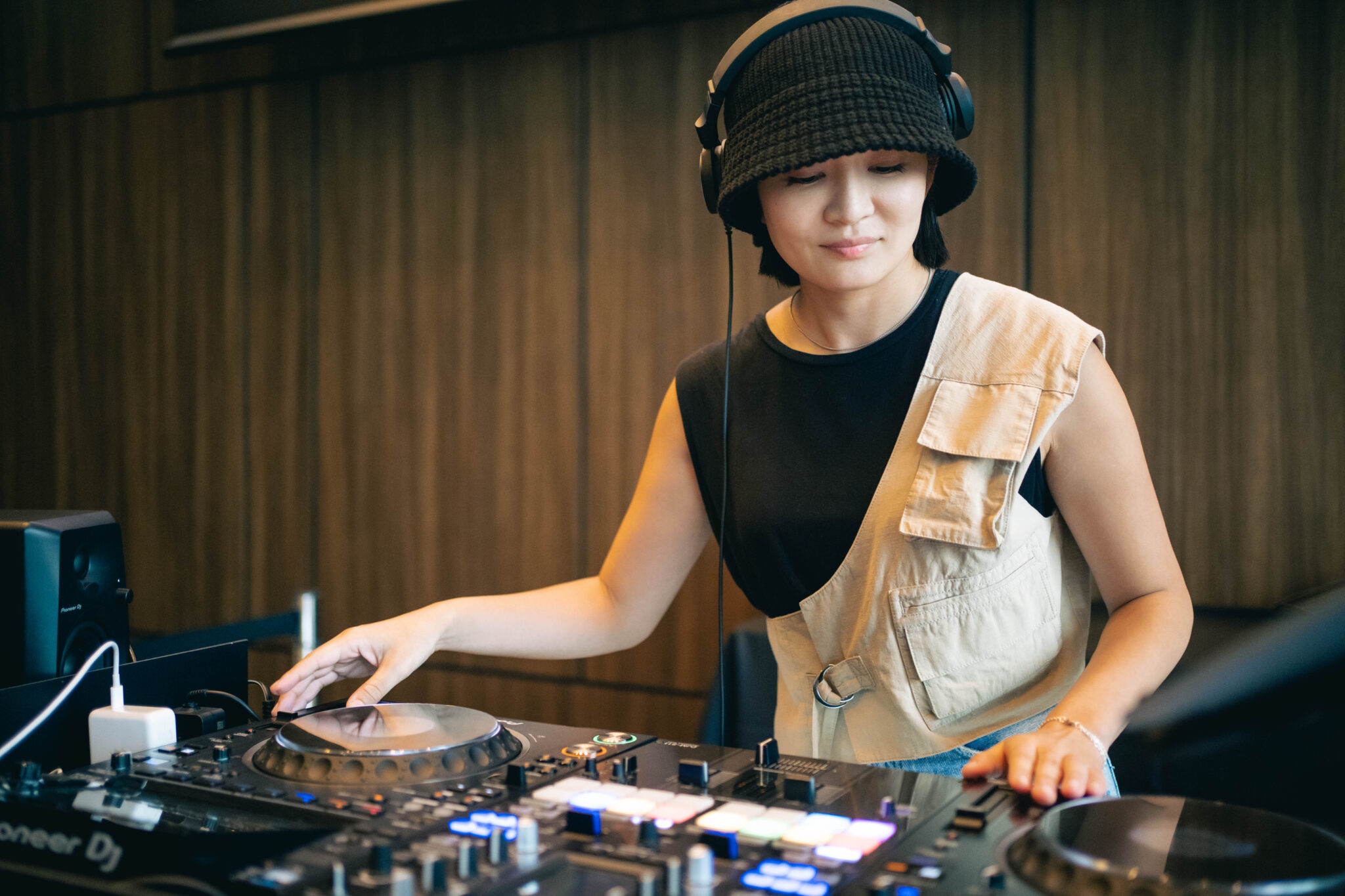 SCRAMBLE MUSIC LOUNGE | SCRAMBLE MUSIC SHOW